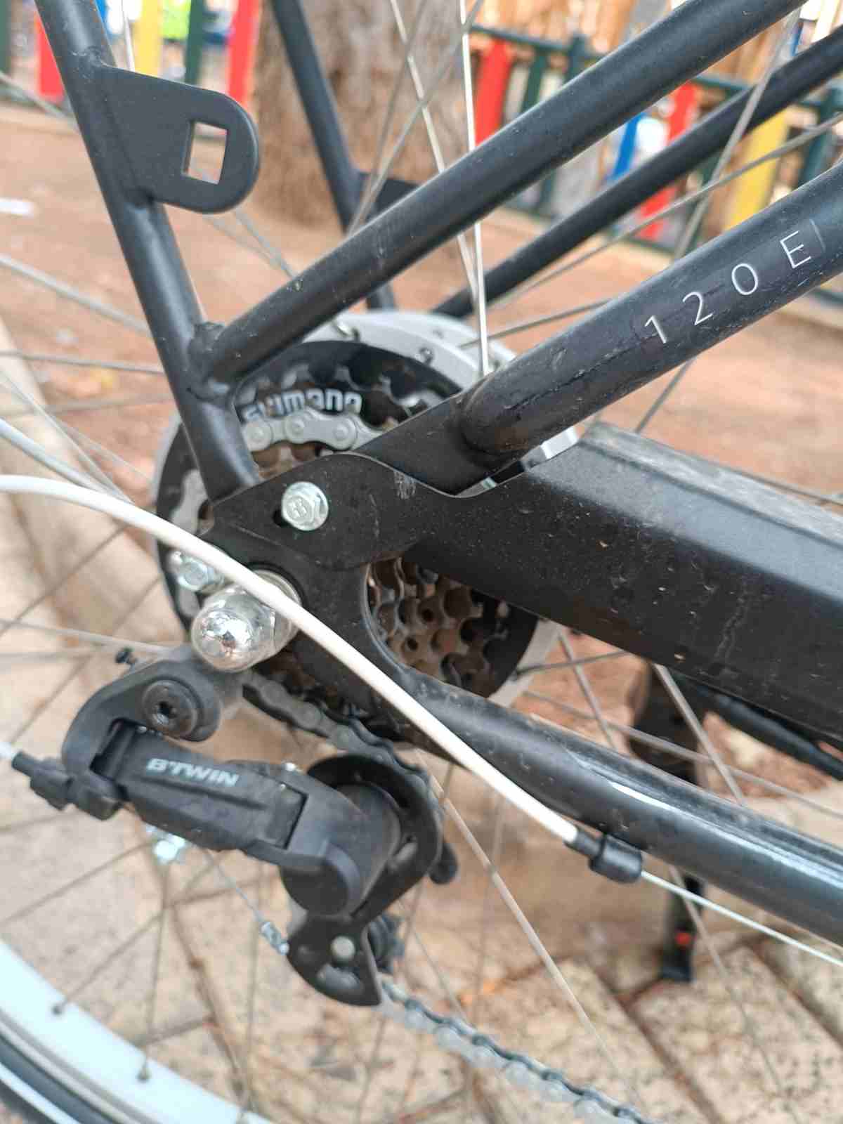 Decathlon Elops E-bike 120E Road Test & Review - Really Big Bike Ride