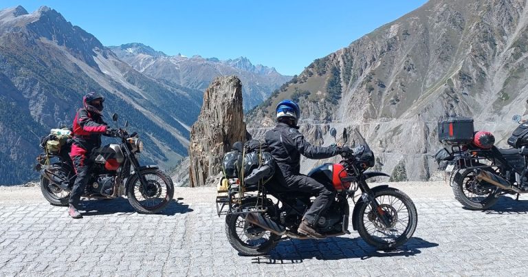 Royal Enfield Himalayan 411 ADV Touring Bike Review